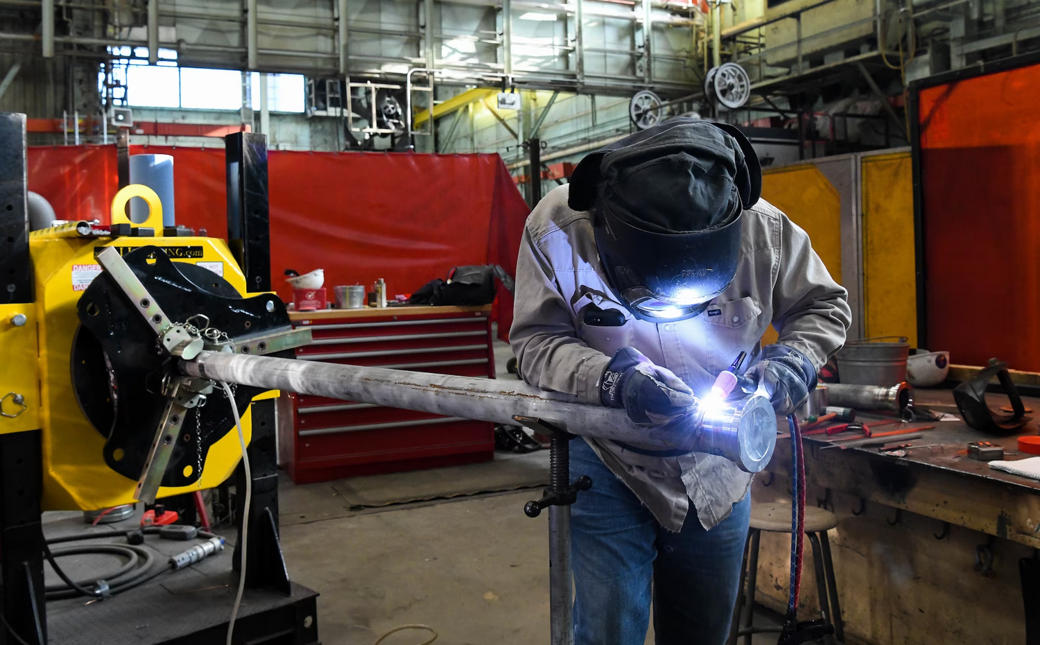 Mastering the Art of Fusion: The Journey of Modern Welding Machines ...